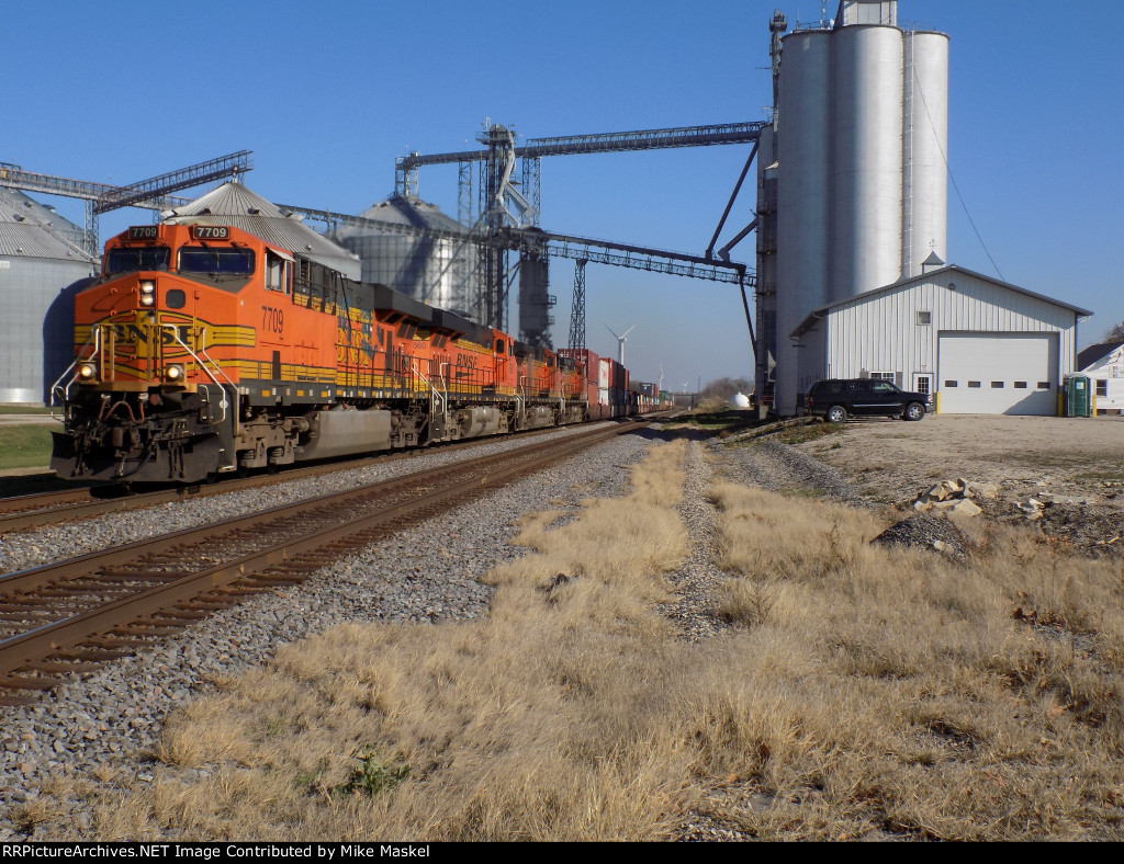 BNSF 7709